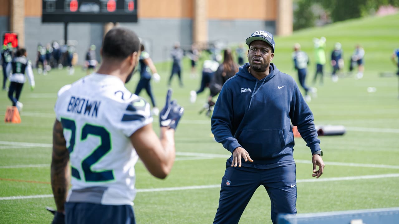 Seahawks Coaches Karl Scott & Charles London To Participate In NFL ...