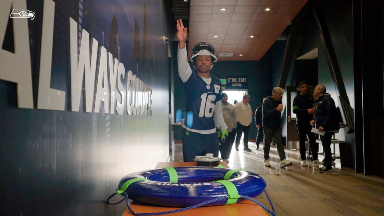 Seahawks Showdown - Table Darts