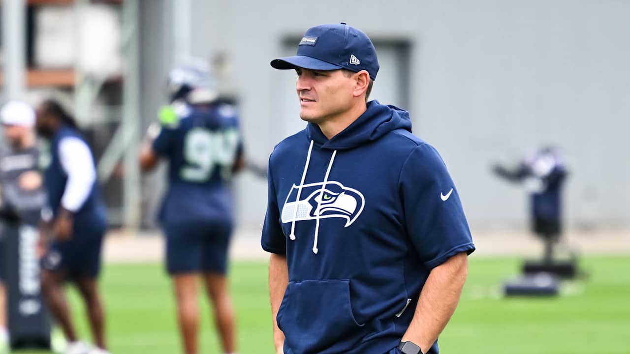 Seahawks Exhibiting ‘Through, Not Around’ Mentality Under Head Coach ...