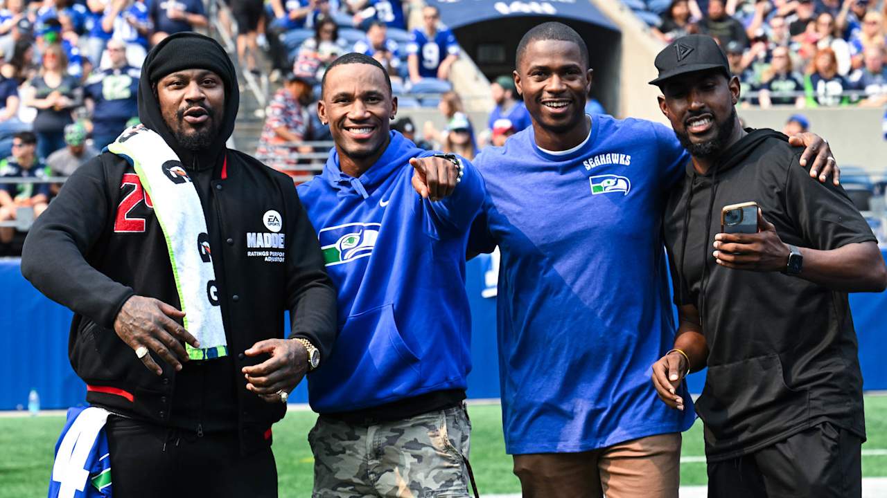 PHOTOS: Seahawks Host Legends Weekend For Start Of The 2024 Season