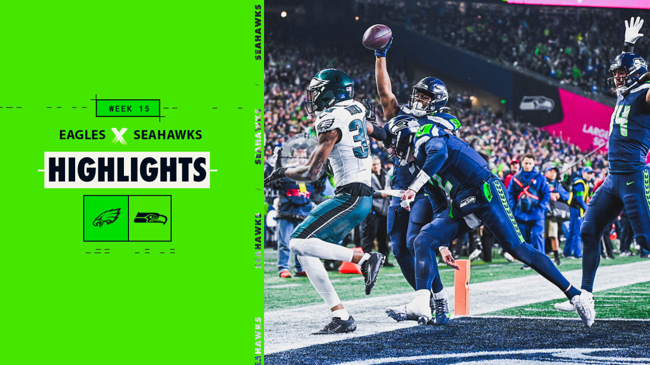 Kenneth Walker III Follows Convoy Of Blockers En Route To 23-Yard TD Run