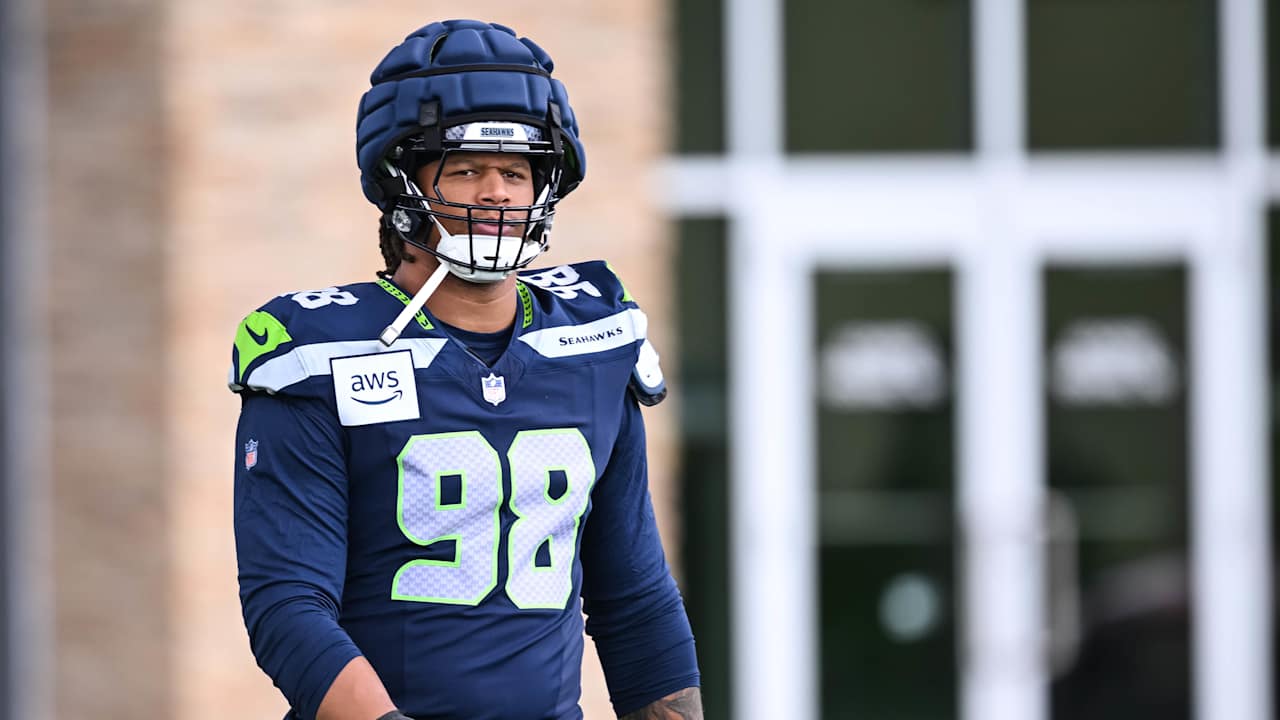 New Seahawks DT Roy Robertson-Harris Speaks With The Media