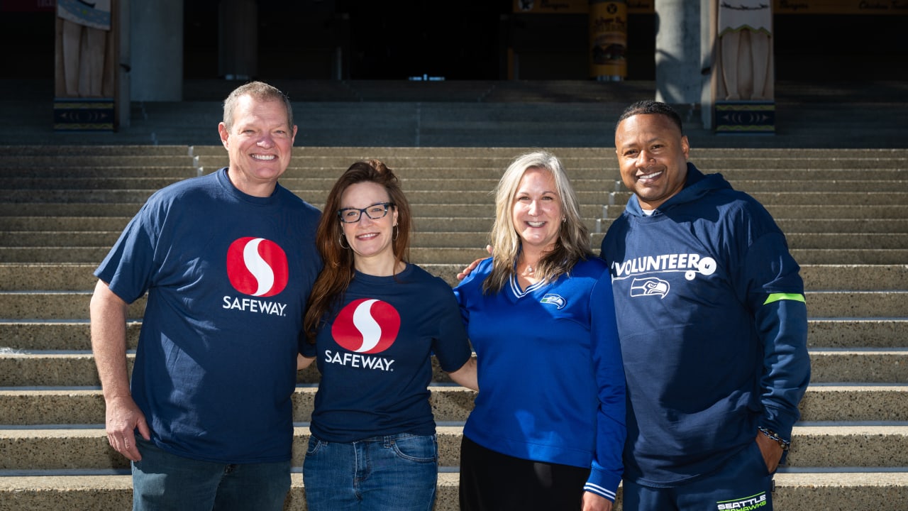 Seattle Seahawks Announce Safeway as Team’s Community Entitlement Partner