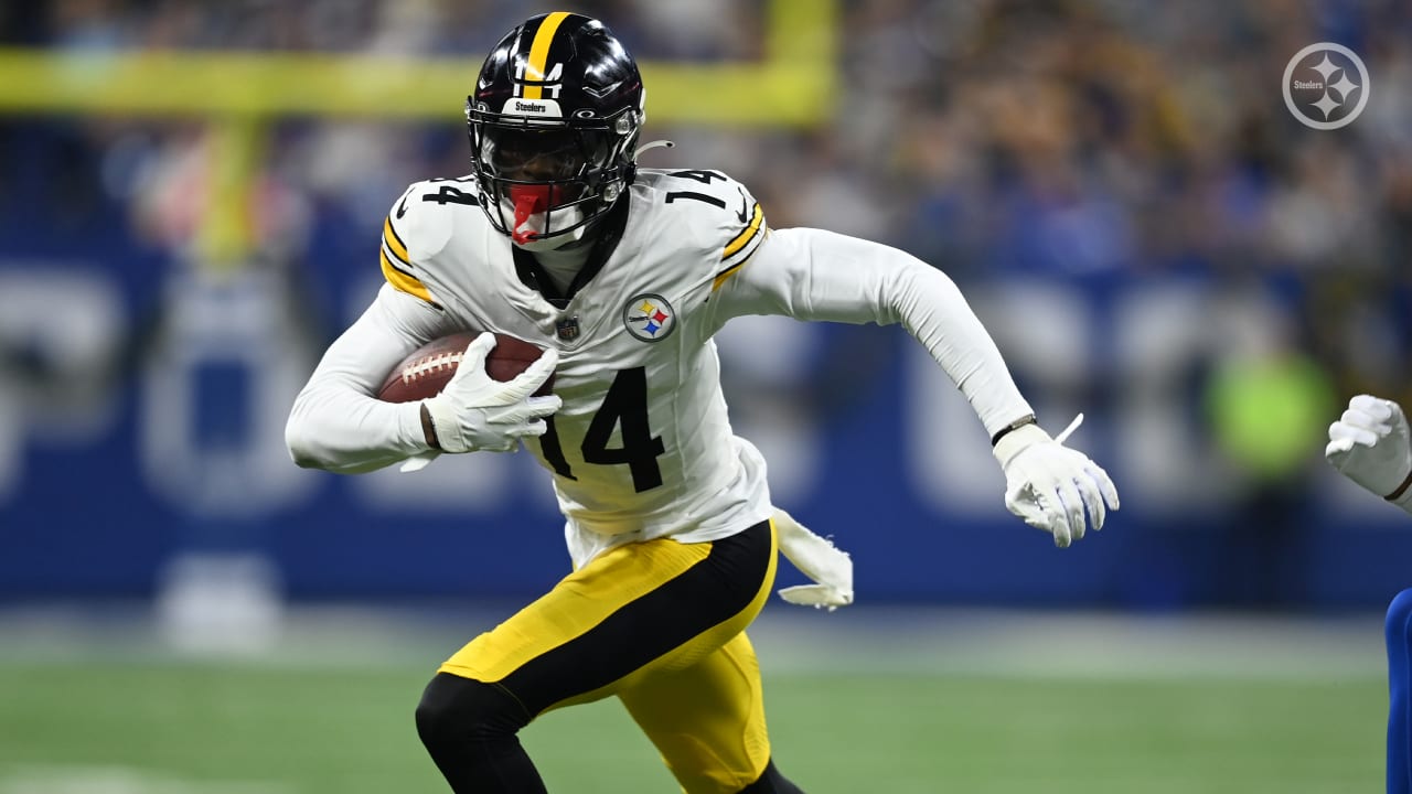 HIGHLIGHT: Pickens with 15-yard reception