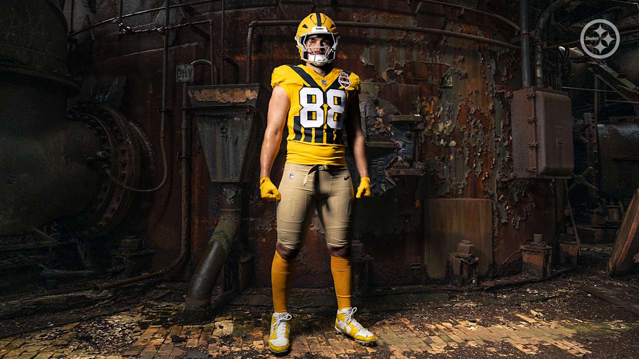 Steelers to wear 1933 Throwback Uniforms vs. Packers