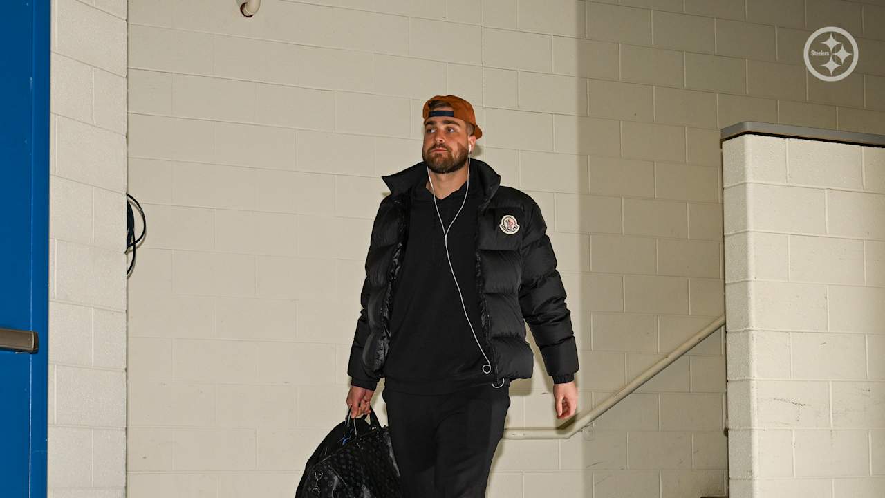 ARRIVAL PHOTOS: Week 16 at Lions