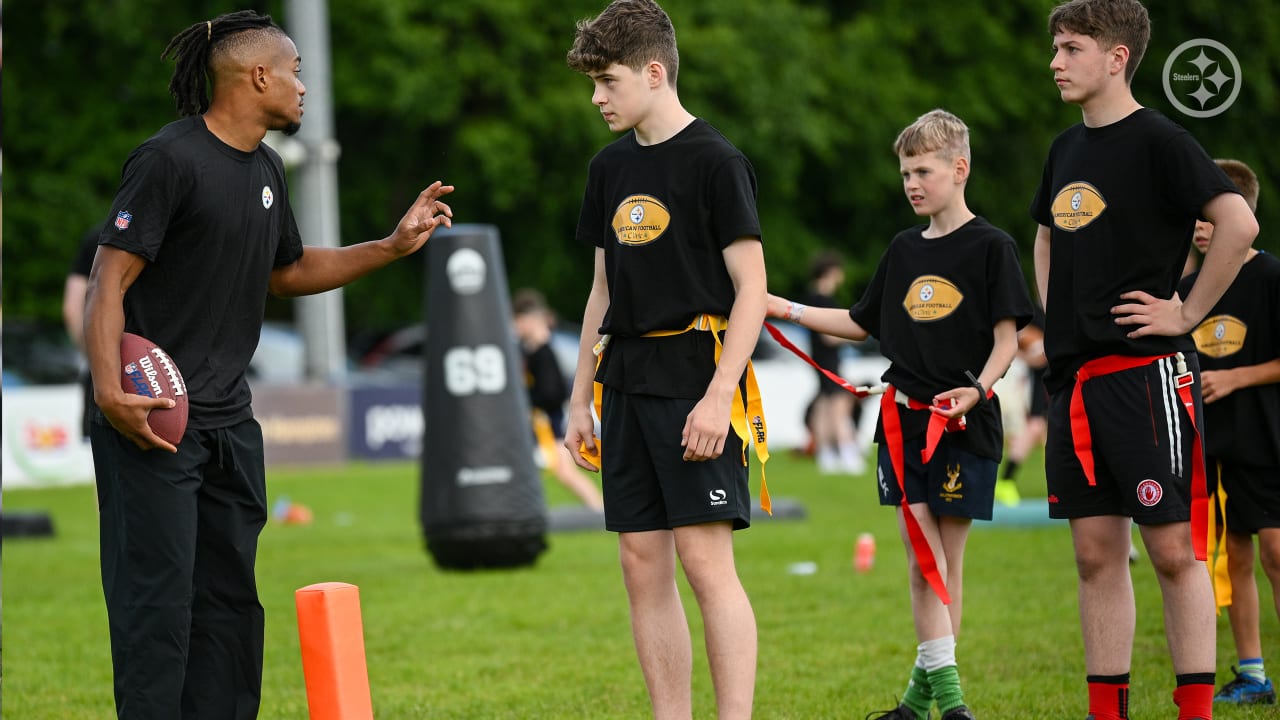 PHOTOS: Steelers American Football Youth Camp in Belfast, Northern Ireland