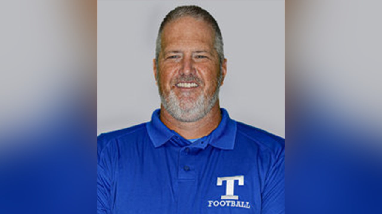 Knause named Steelers Coach of the Week