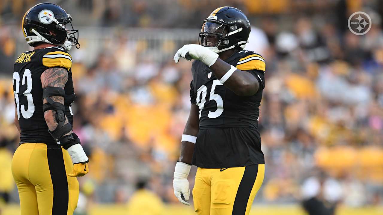 HIGHLIGHT: Benton bats down pass