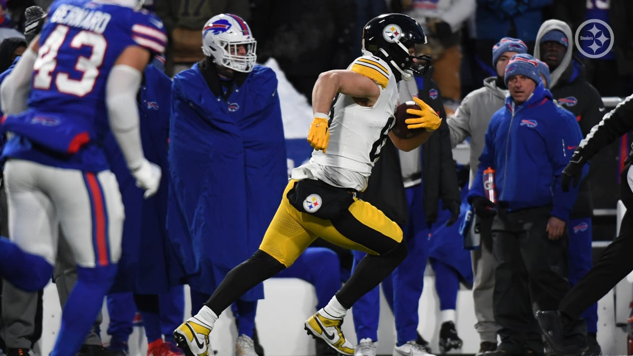 HIGHLIGHT: Freiermuth's 33-yard catch and run