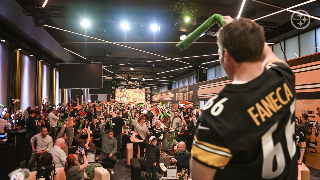 PHOTOS: Fàilte Steelers Watch Party Ireland 2023