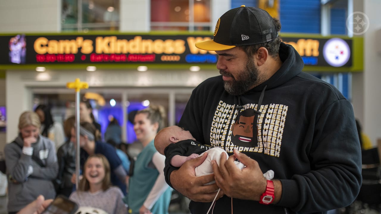 PHOTOS: Cameron Heyward in the community