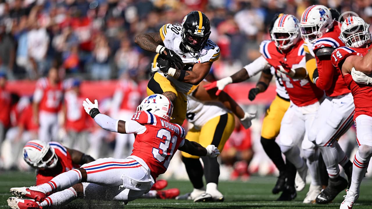 HIGHLIGHT: Warren goes airborne to move chains