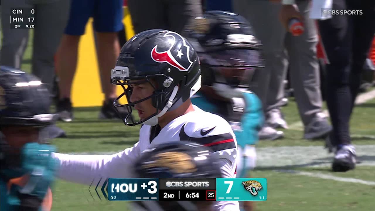 Ka'imi Fairbairn drills 27-yard field goal