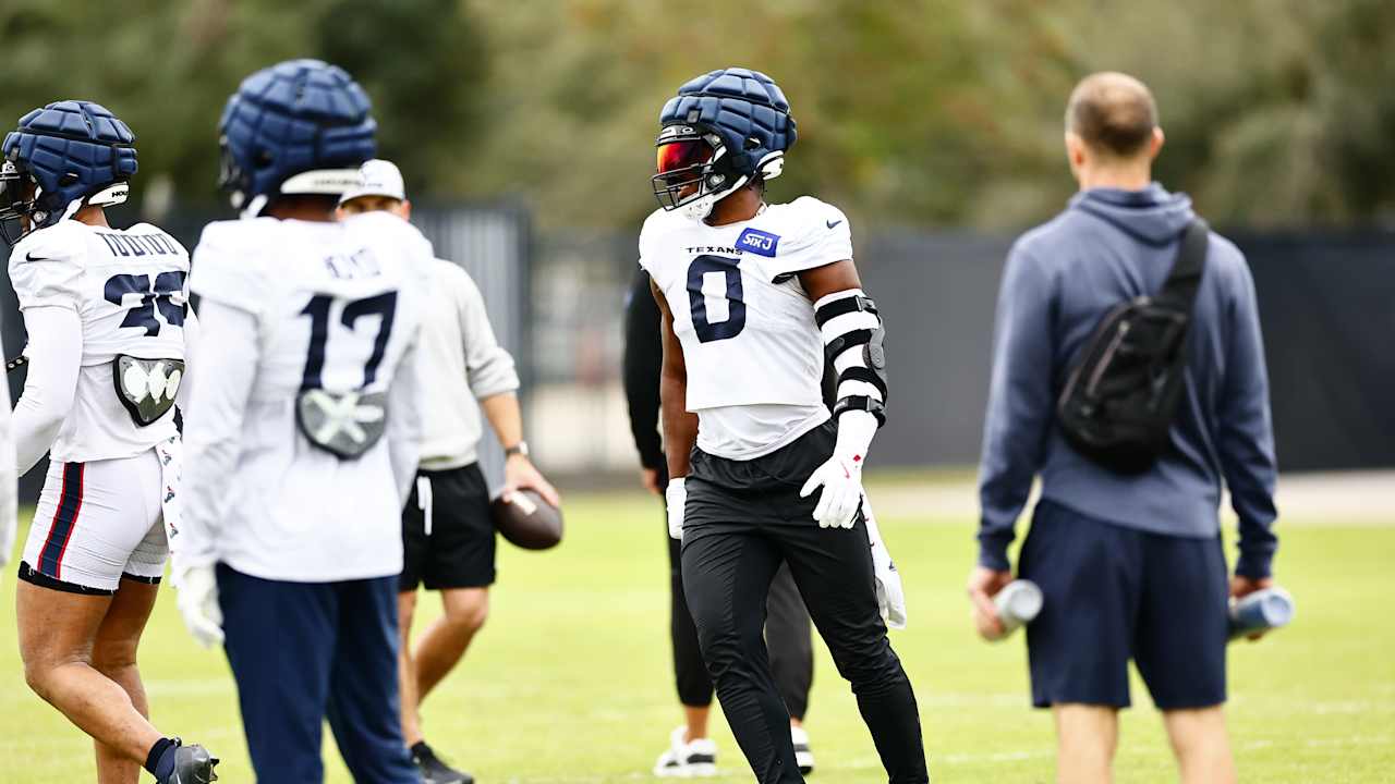 Practice Photos: Texans prepare for Week 18 at Titans