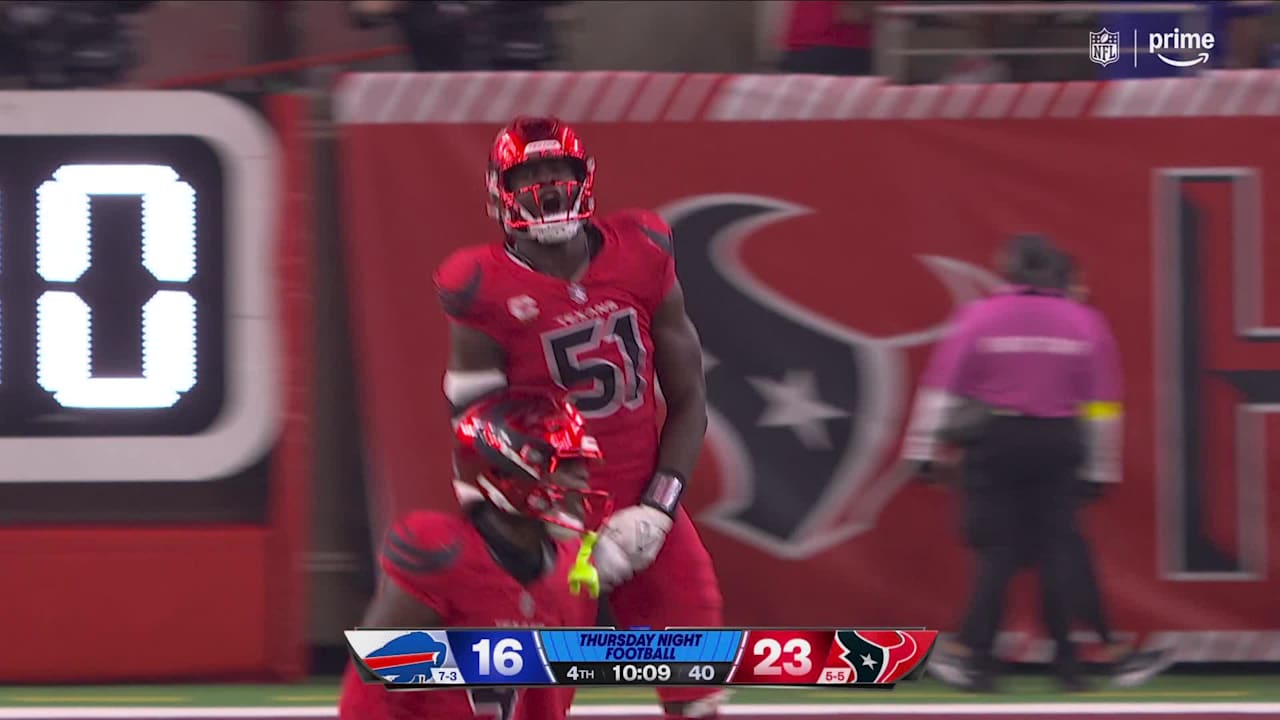 Texans come up BIG with a fourth-and-two stuff on James Cook