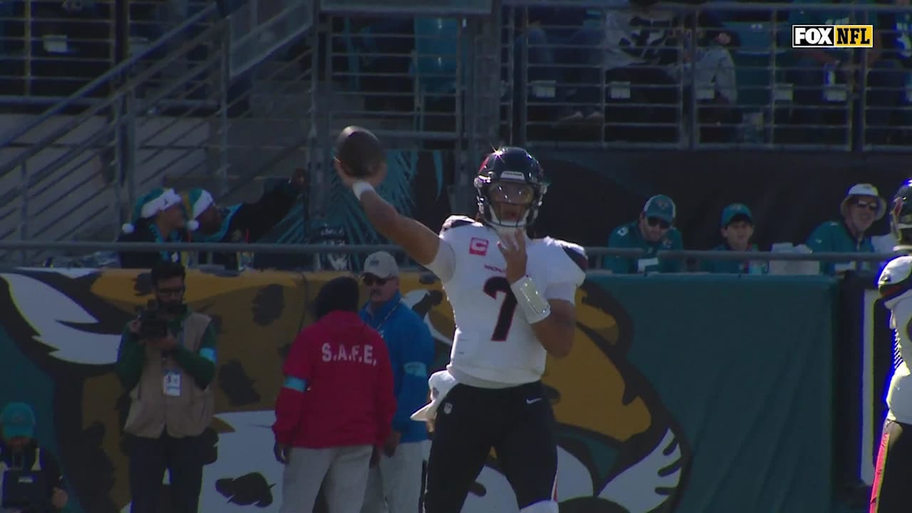 Can't-Miss Play: 40-yard pass! Stroud and Collins combine forces!
