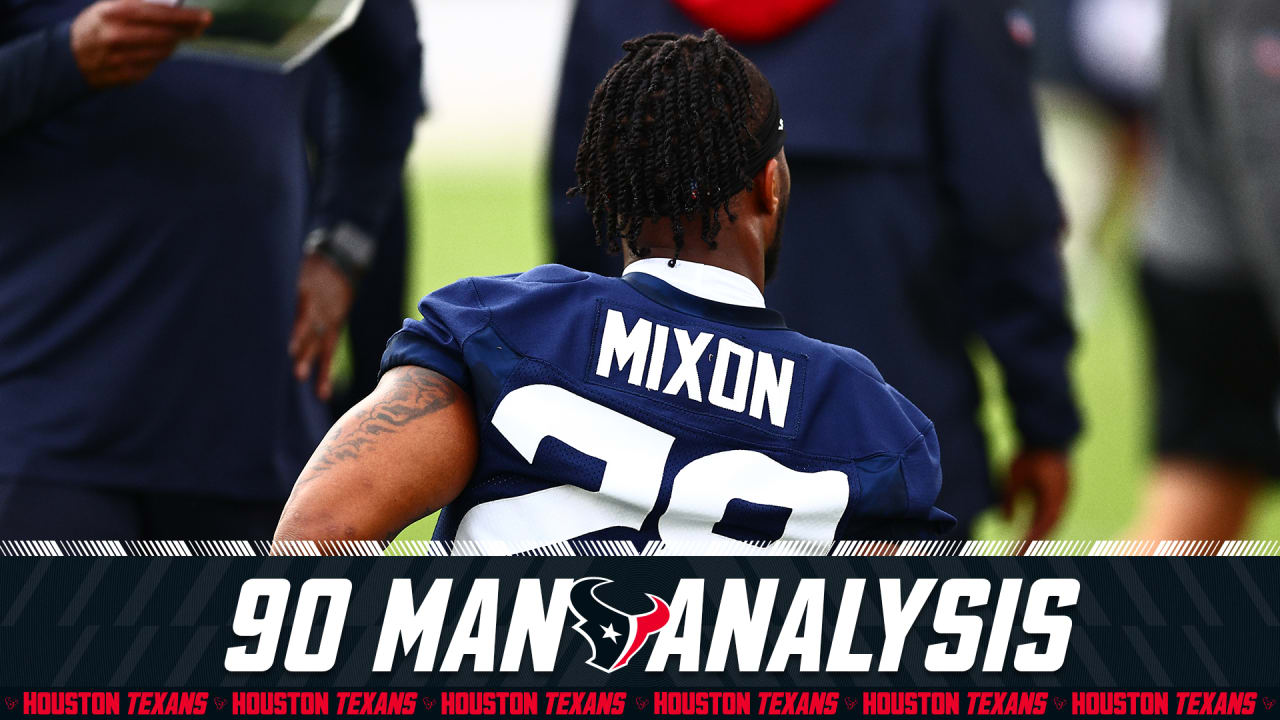 Team Analyst/Radio Sideline Reporter John Harris is taking inventory of ...