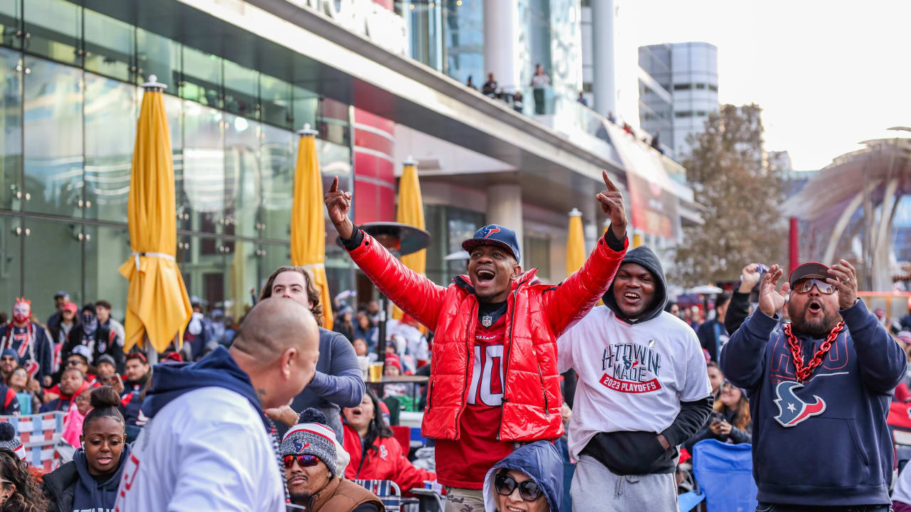 Texans Shop at NRG Stadium closed April 22, re-opens 10am Tuesday with ...