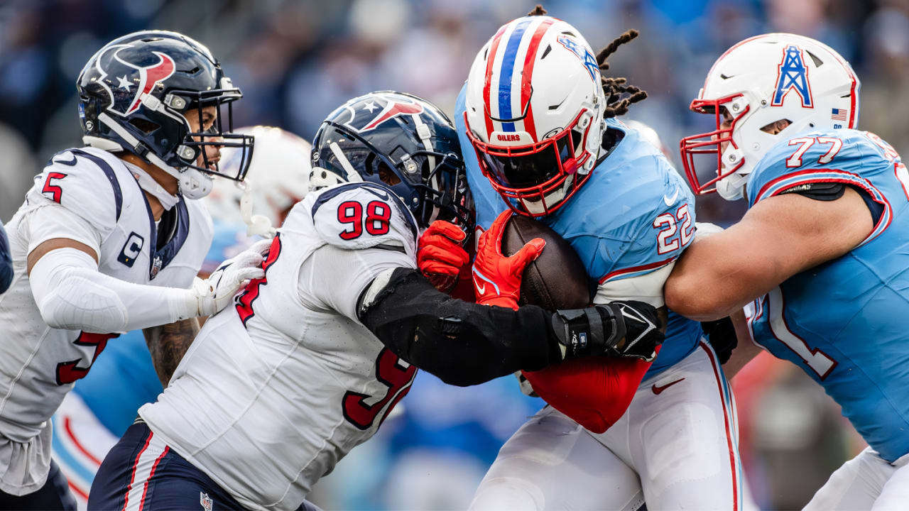 The Houston Texans have turned their attention to the Titans and the ...