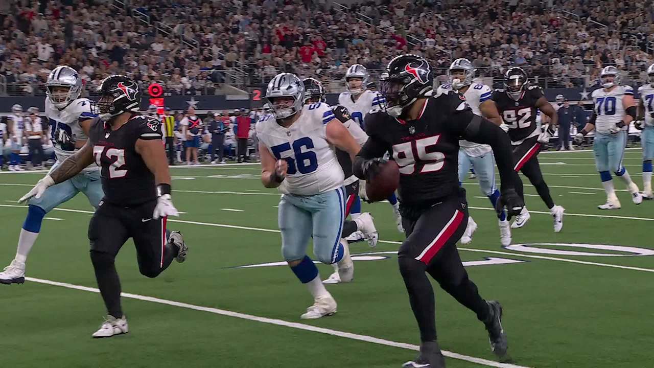 Wild TD alert! Loose fumble hits five different players before Barnett ...