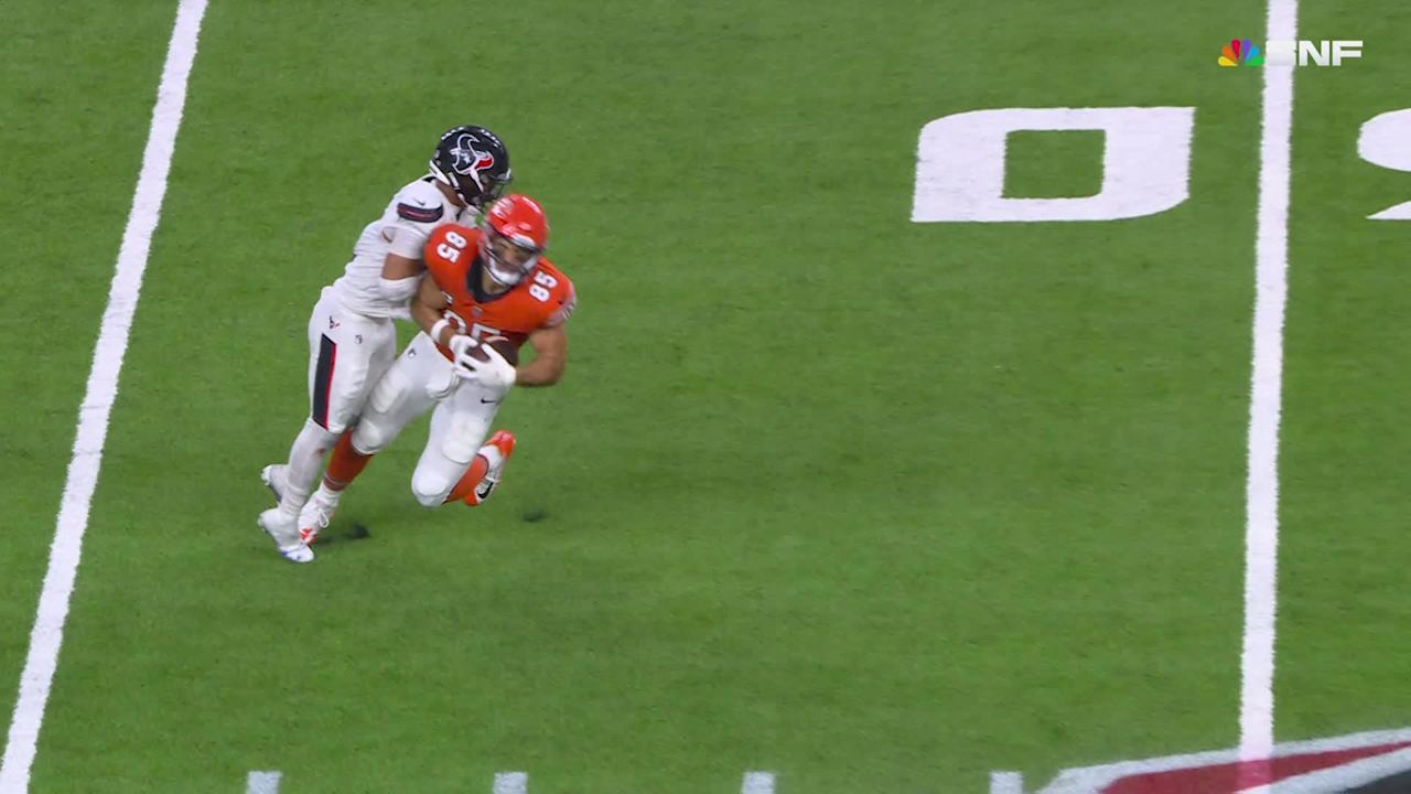 Pitre's second hit-stick tackle of night abruptly ends Kmet's catch in ...