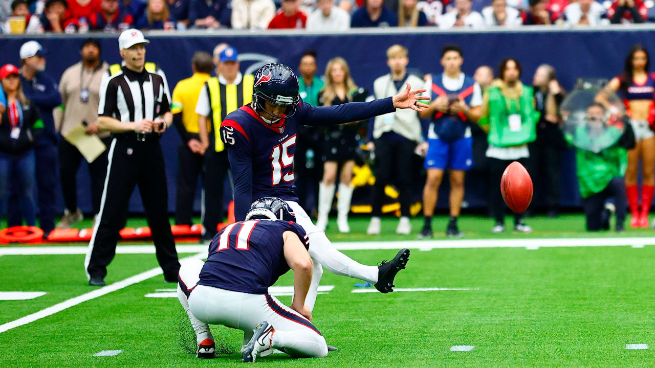 Highlights: Fairbairn's 28-yard field goal opens scoring drive