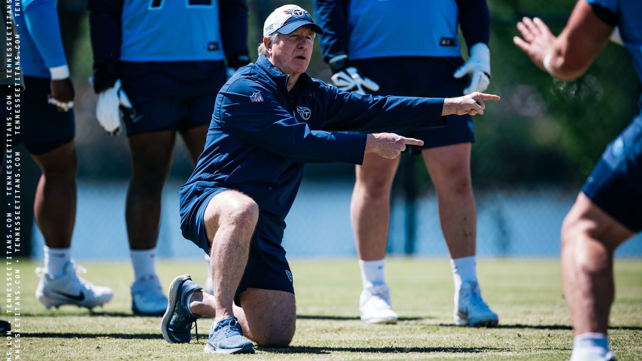 Veteran Coach Bill Callahan Thrilled to Be on Son's Staff With Titans ...