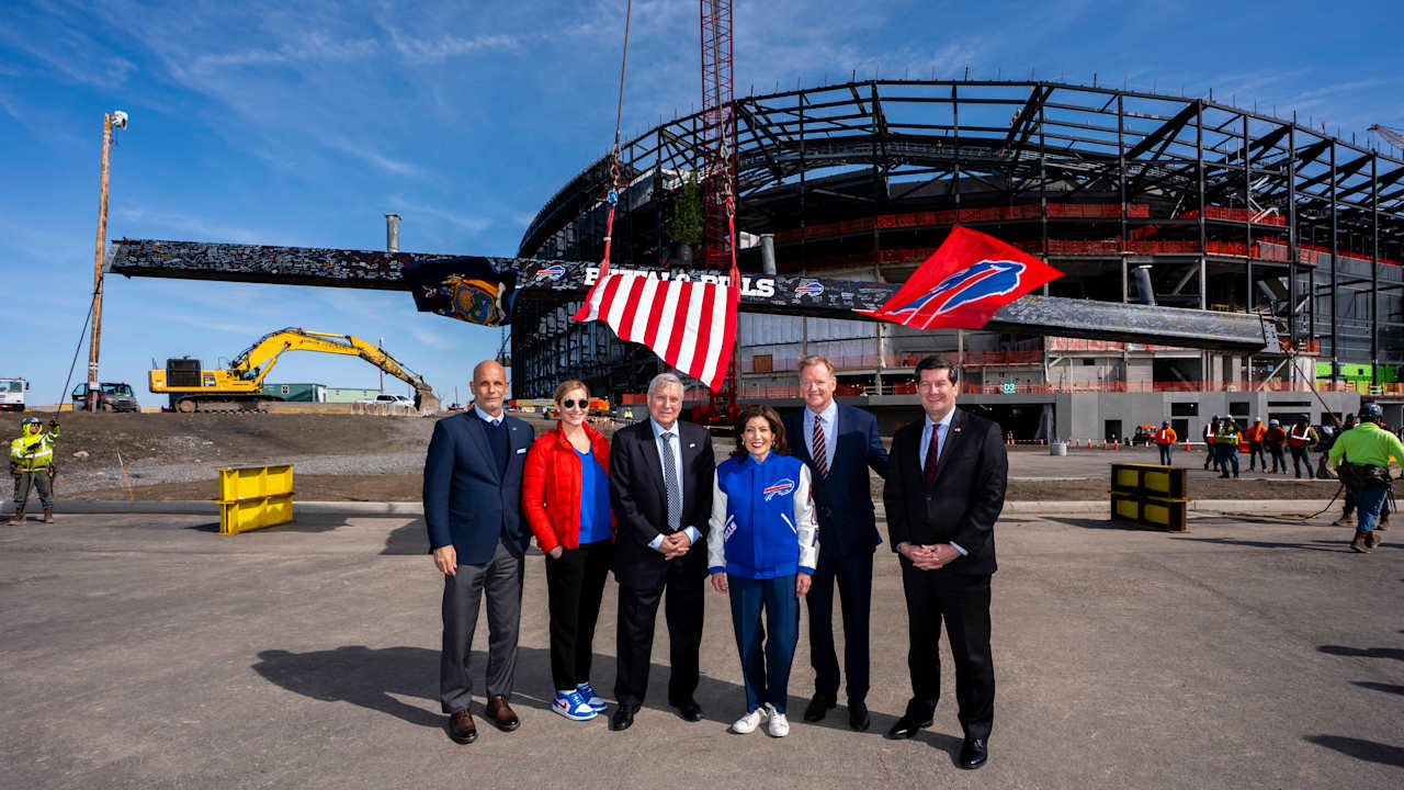 Best photos from the New Highmark Stadium Topping Out Ceremony