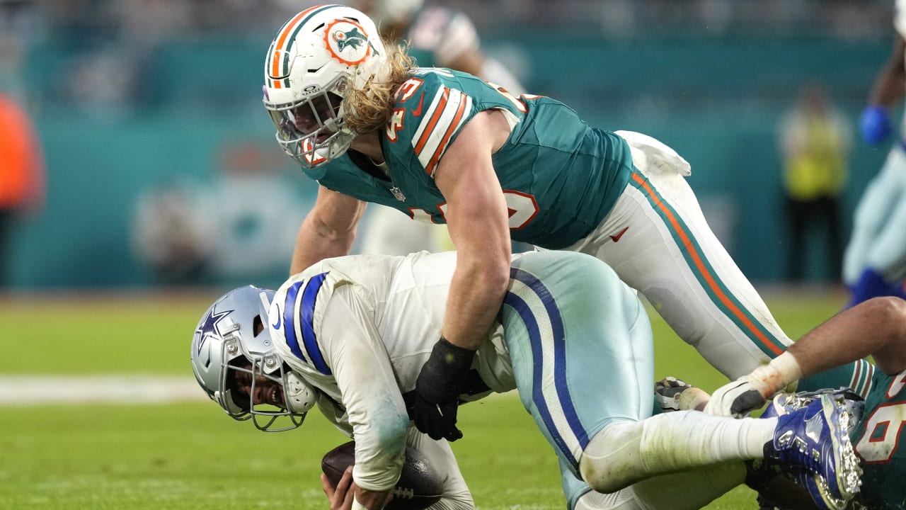 Photos: LB Andrew Van Ginkel