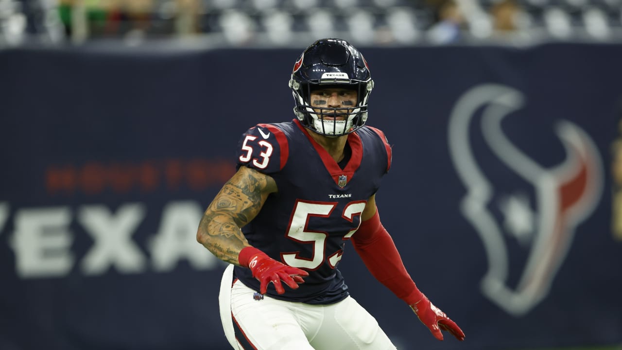 Photos: LB Blake Cashman