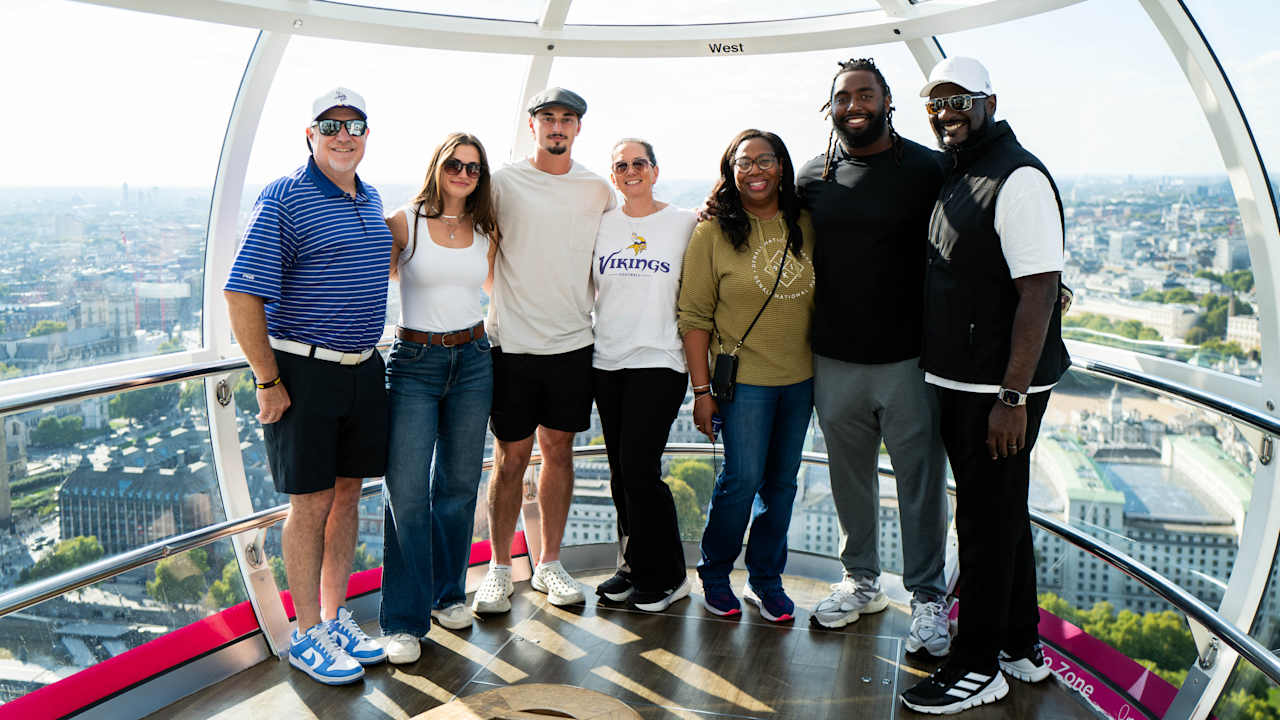 Max Brosmer & Donovan Jackson Take In Views from the London Eye