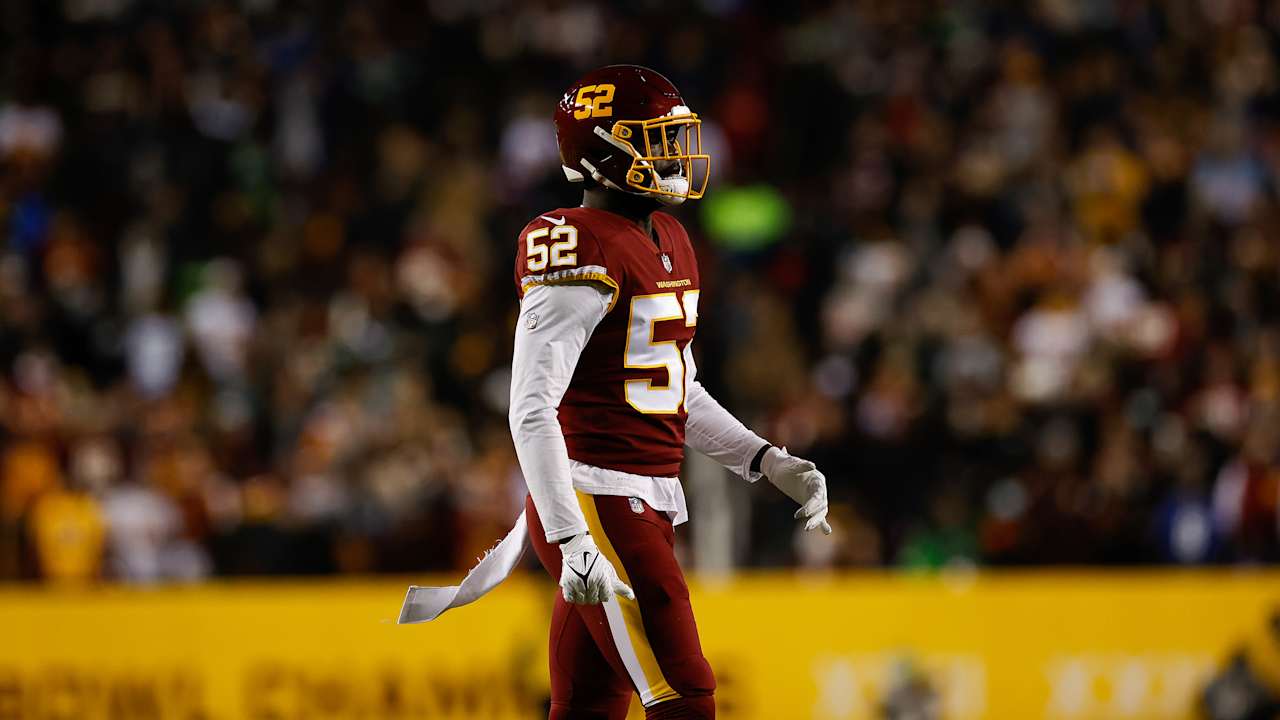 Linebacker Jamin Davis in Photos