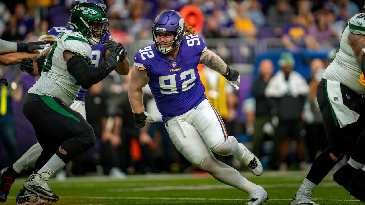 Signed Defensive Lineman James Lynch