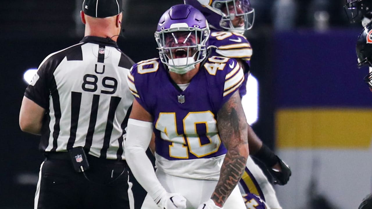 Pace Jr. Takes Down Fields For A Sack