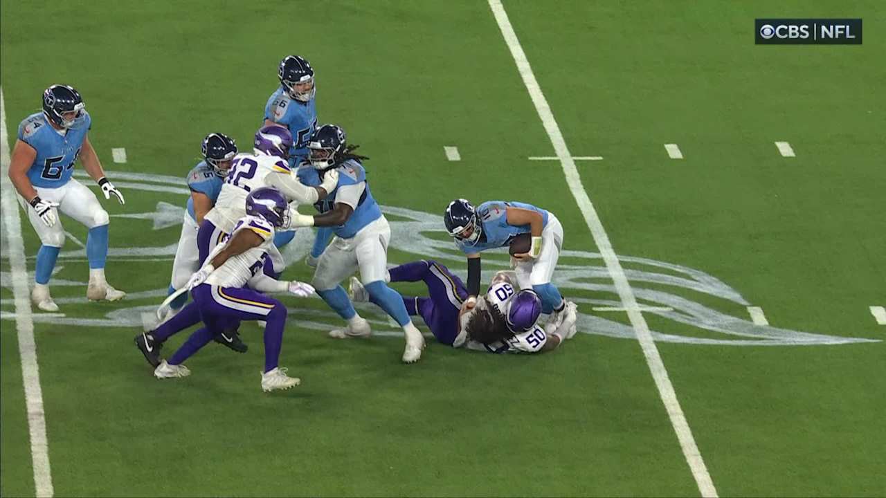 Levi Drake Rodriguez Drops Brandon Allen For A Sack