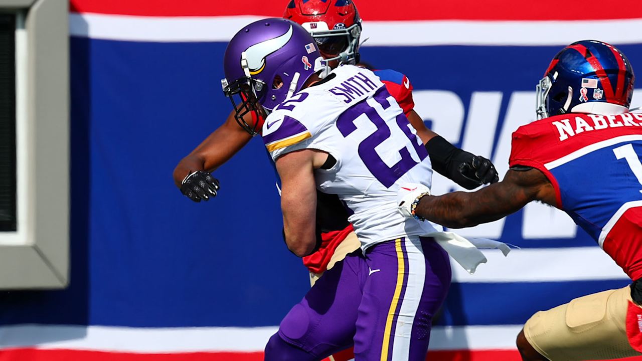 Harrison Smith With An Easy Interception In The End Zone