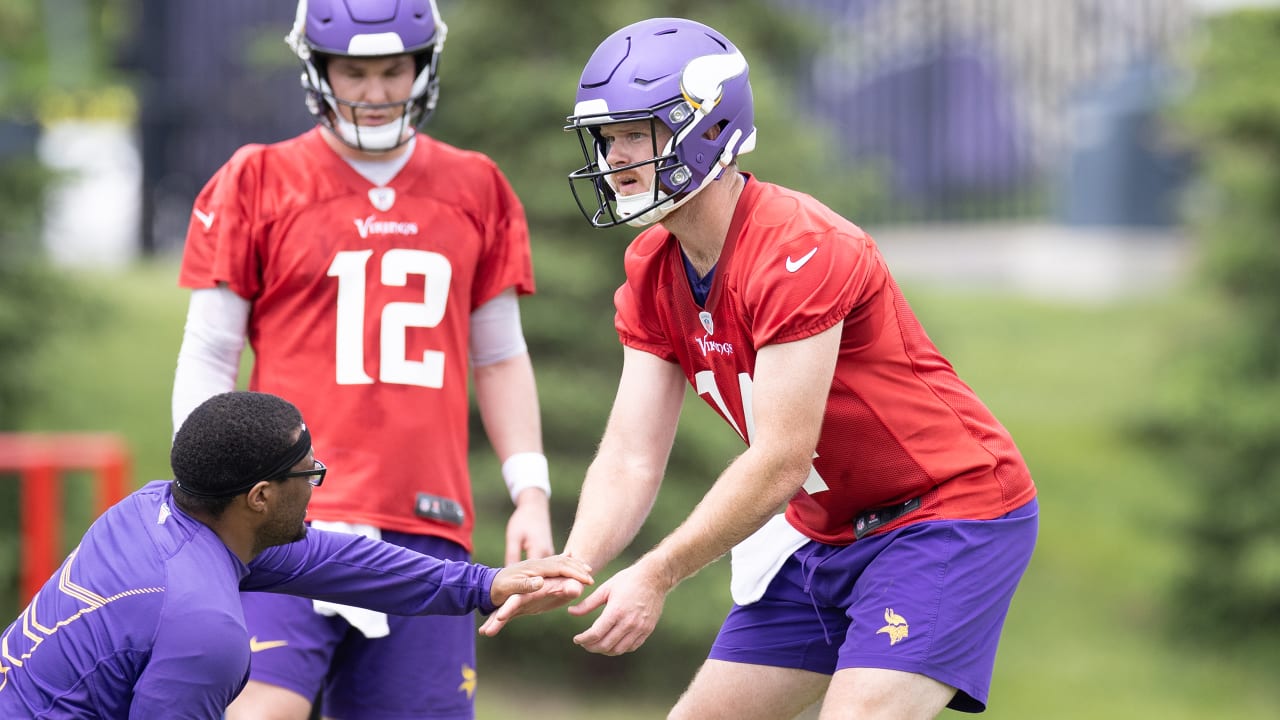 Sam Darnold Reconnecting with Josh McCown