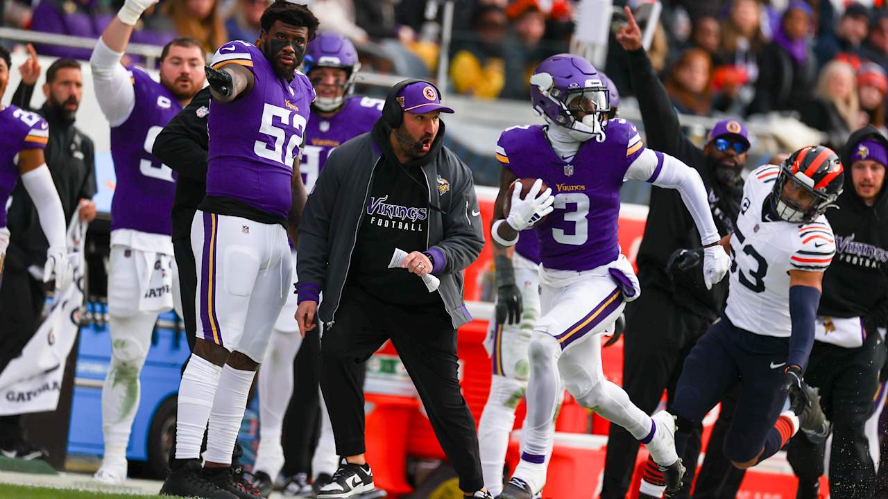 Sam Darnold & Jordan Addison Nominated for FedEx Air & Ground Awards