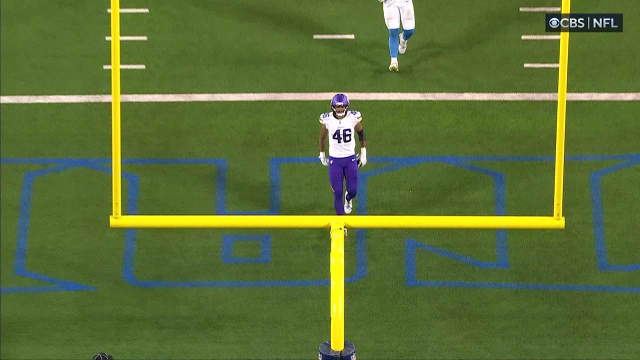 Max Brosmer's 21-Yard TD Strike To Bryson Nesbit Trims Titans' Lead