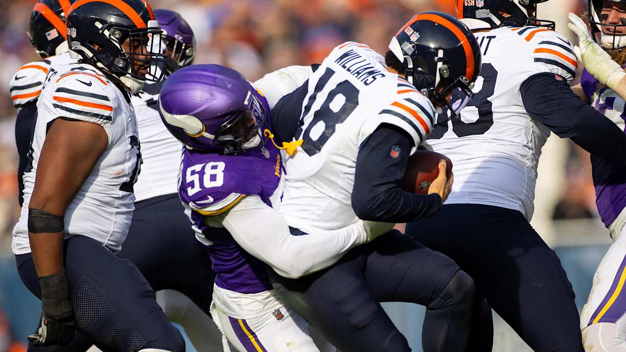 Greenard Takes Down Williams For 8th Sack of Season