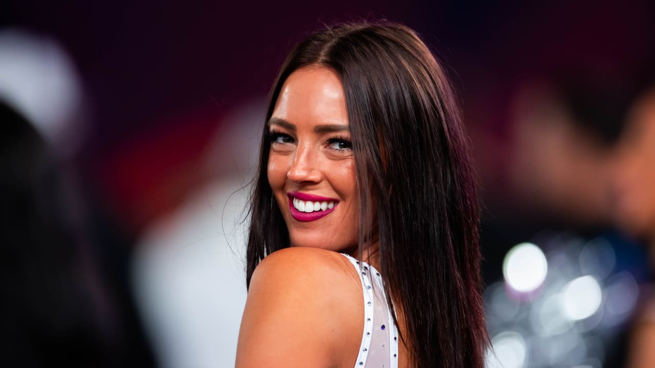 MVC Andrea Represents Vikings at NFL Pro Bowl Games Before Retiring