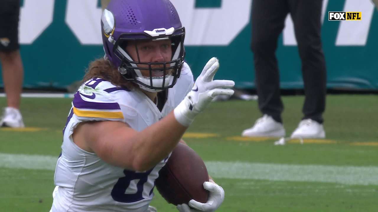 Darnold's 26-yard Connection with Hockenson Get Vikings Into Jags ...