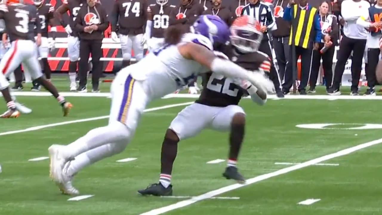 Levi Drake Rodriguez Ends The Play In The Backfield