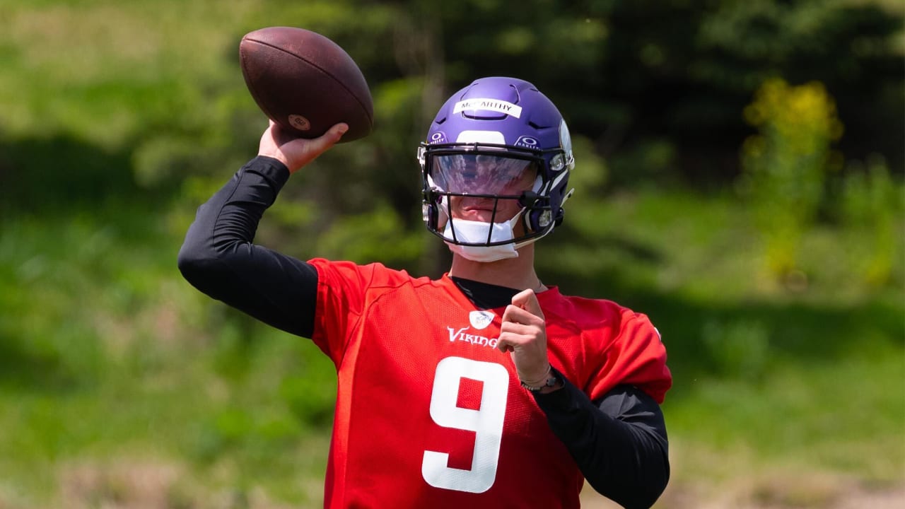 J.J. McCarthy Highlights From Friday's Rookie Minicamp Practice