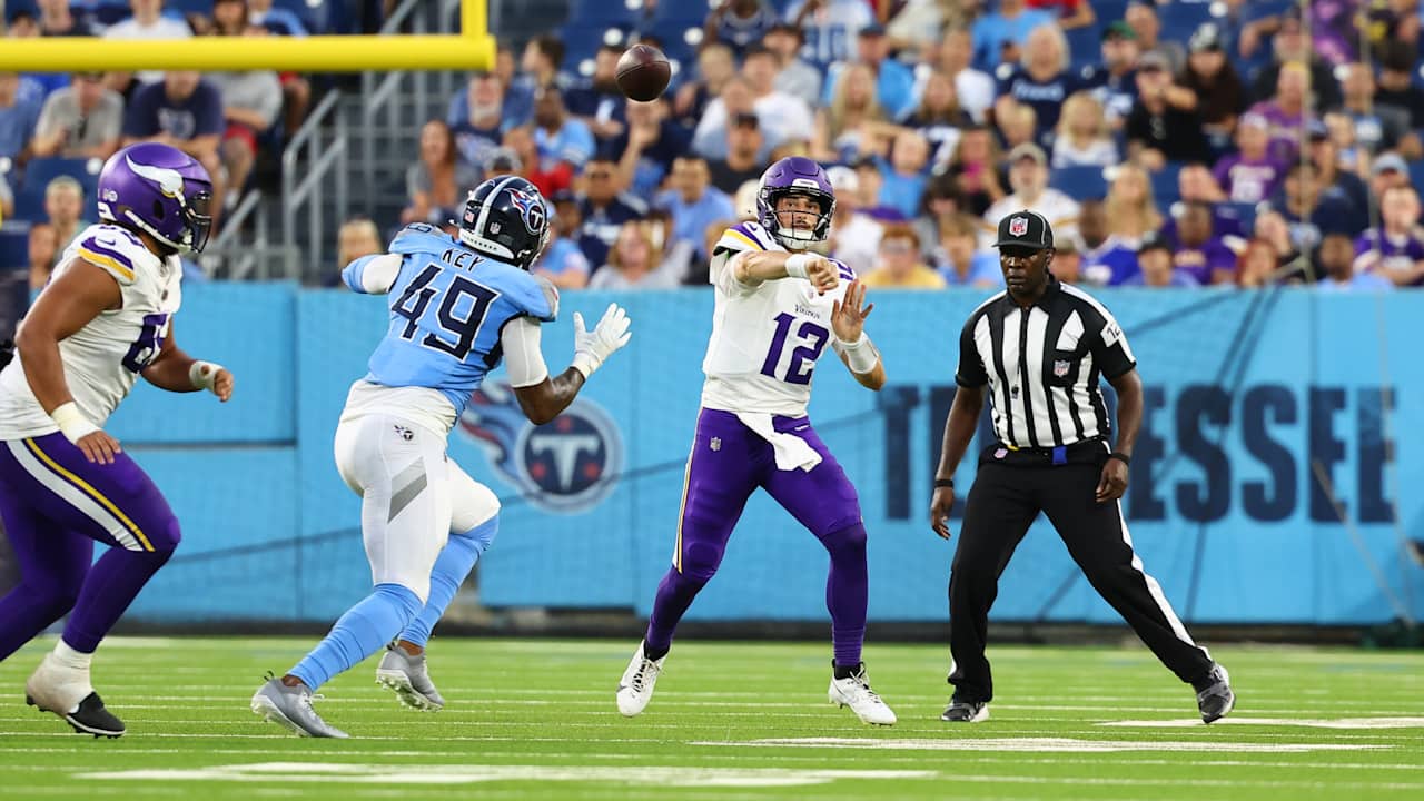 Vikings at Titans Game Observations: Max Brosmer Starts & Throws TD ...
