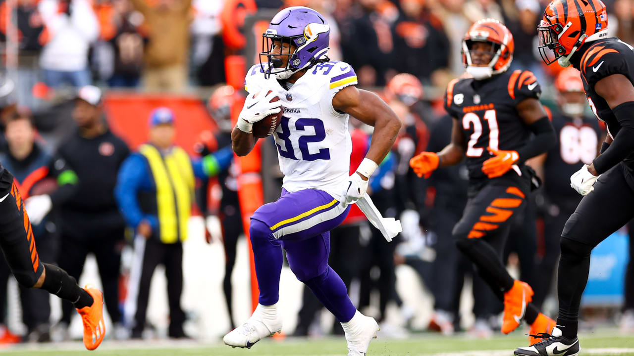 Lunchbreak: ESPN on the Rise of Running Back Ty Chandler