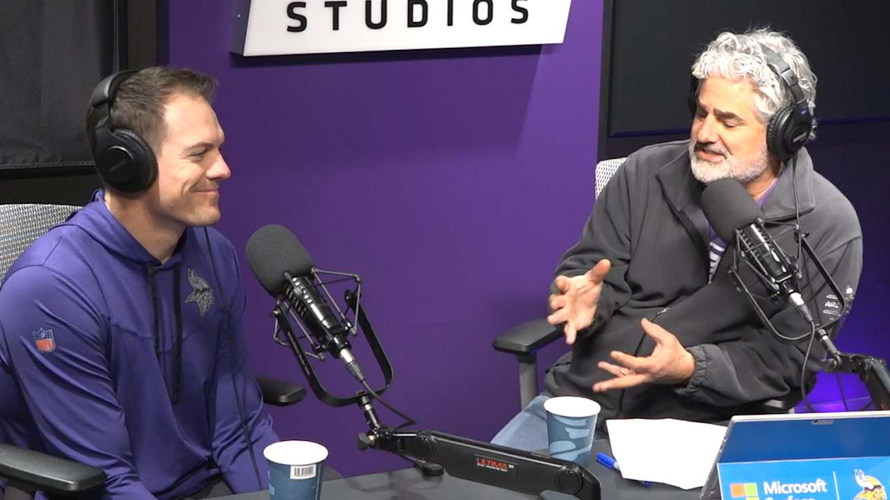 Van Ginkel Winning POTW Award, Giving Jefferson Options, Team's Health ...