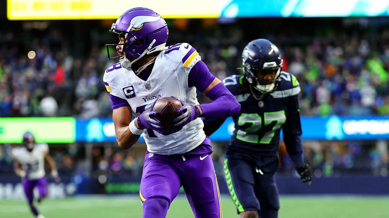 Can't Miss Play: Darnold Goes Deep To Jefferson For 39-Yard Touchdown