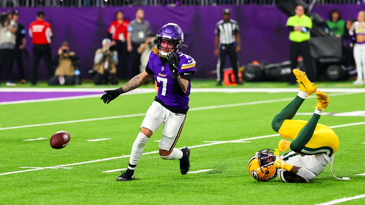 Vikings Force Packers To Turn It Over On Downs